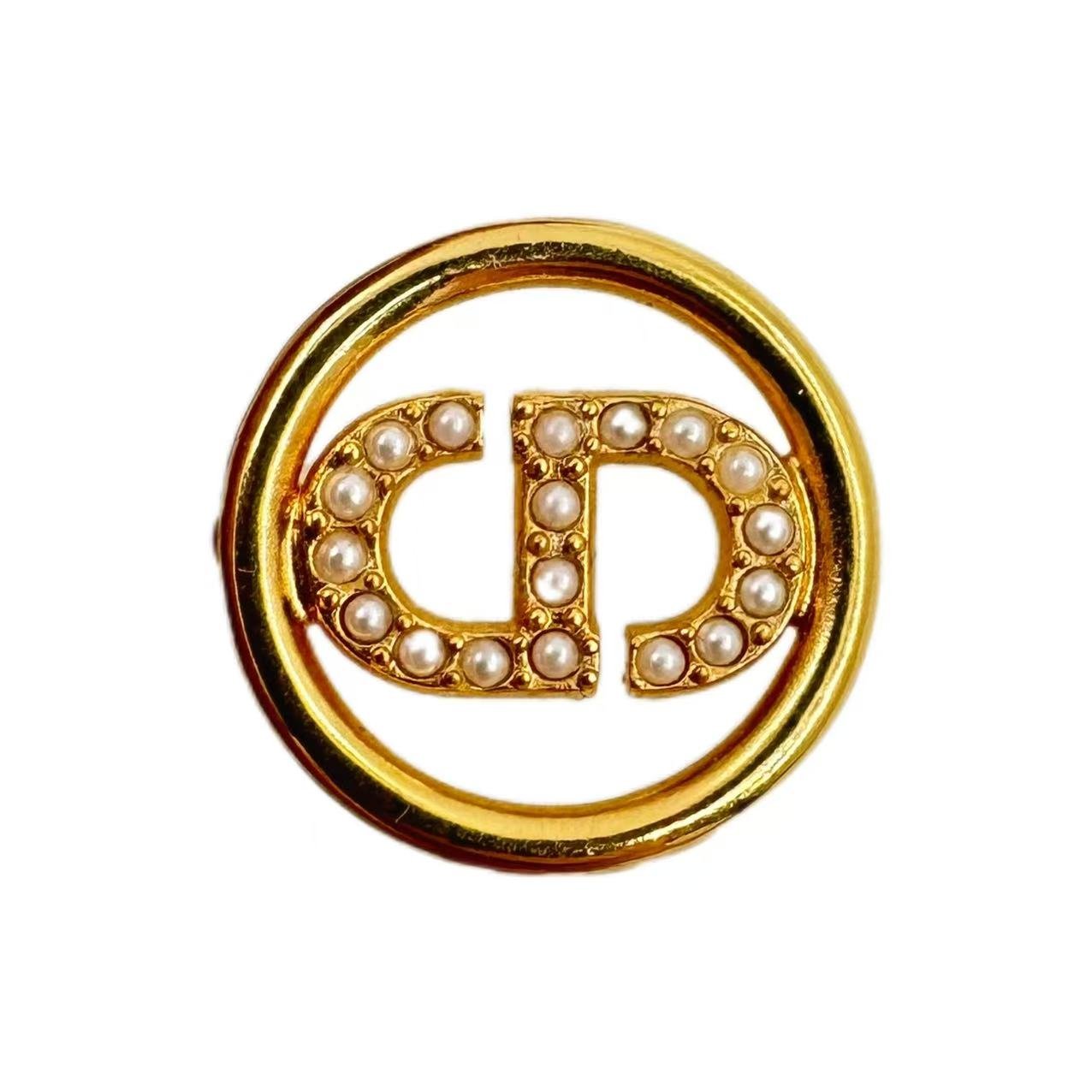 Dior CD Oval Pearl Ring Gold & Pearl Ring – selene-luxury.com