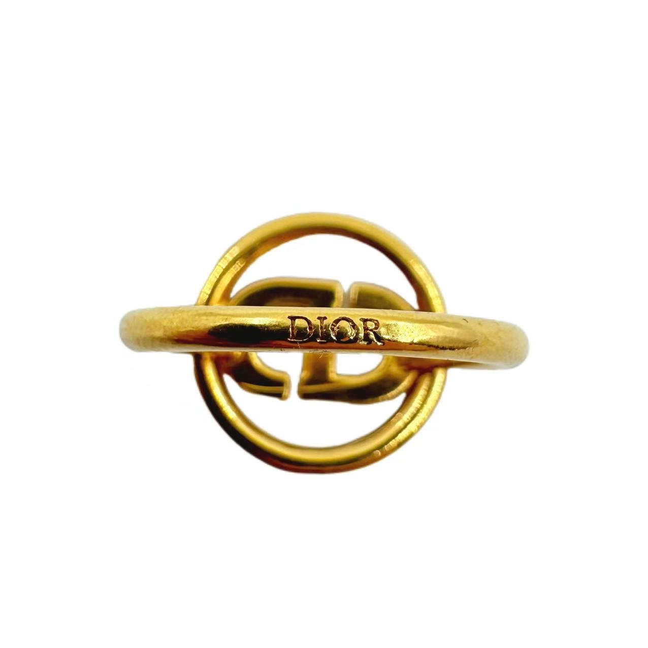 Dior CD Oval Pearl Ring Gold & Pearl Ring – selene-luxury.com
